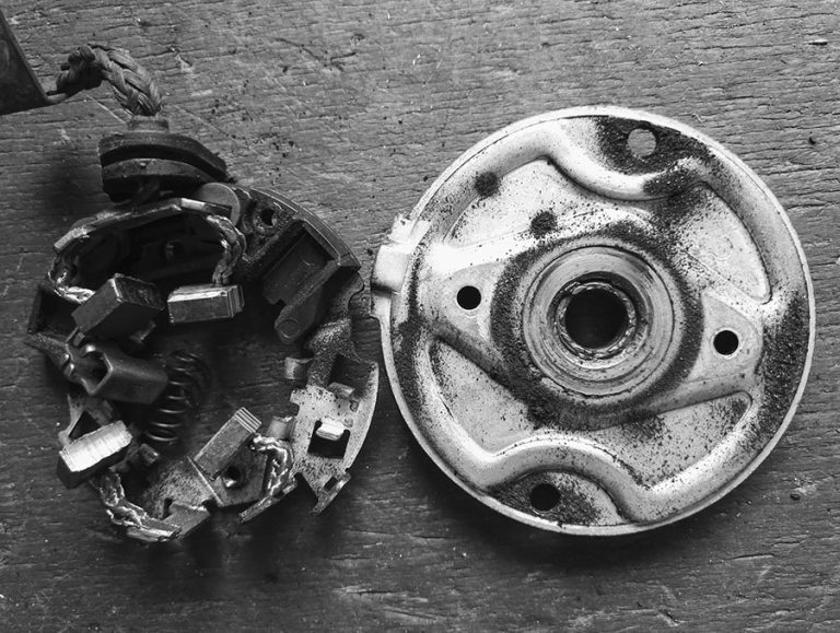 Anlasser reparieren | AUTOSCHRAUBER.DE